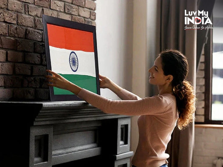 Pride meets design in Tiranga photo frames – Luv My India